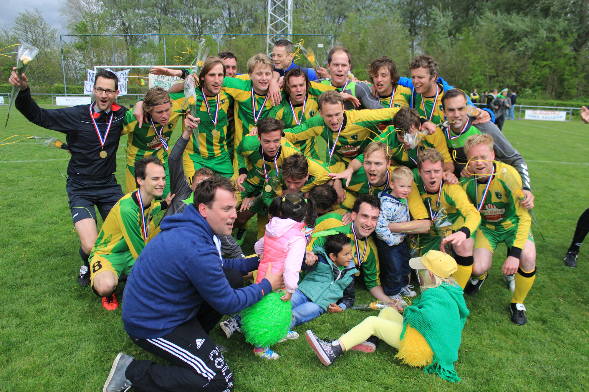 Groen Geel kampioen na overtuigende winst | OOG Groningen