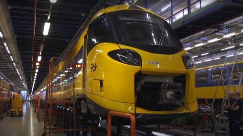Eerste ‘Intercity Nieuwe Generatie’ staat bij NedTrain in Onnen | OOG ...