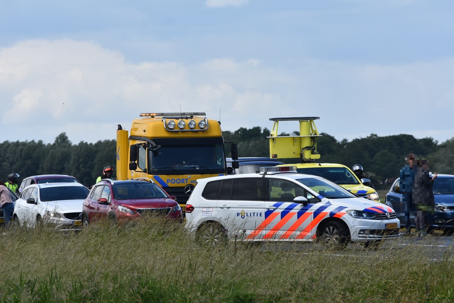 Vijf auto’s betrokken bij verkeersongeluk op A7: snelweg weer open | OOG Groningen