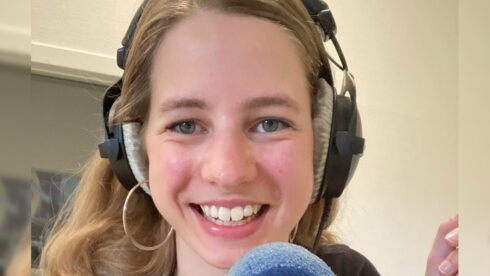 Marsha Boes: “Het liedje verwoordt de reis naar het trouwen” | OOG ...