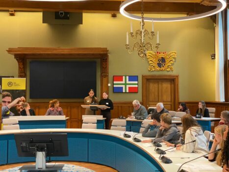 Verhitte debatten in het provinciehuis: “Het gaat er soms heftig aan ...