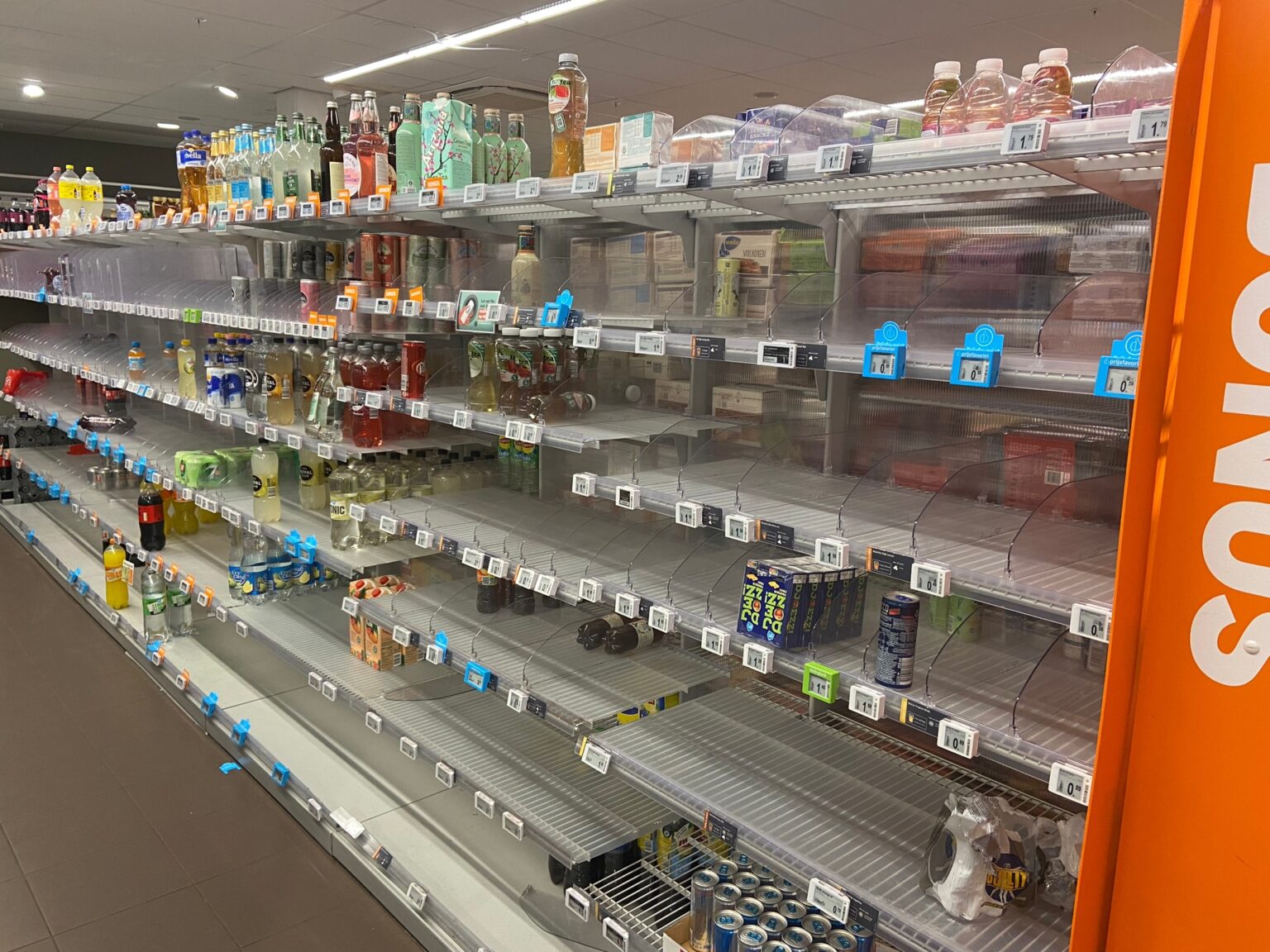 Staking distributiecentra Albert Heijn houdt aan, steeds legere ...