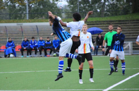 Be Quick 1887 hekkensluiter na nederlaag tegen koploper Scherpenzeel ...