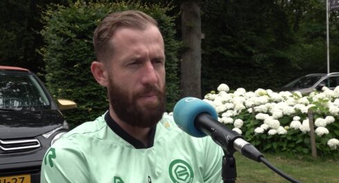 Kevin van Veen tussen wal en schip: FC Groningen wil spits nu niet ...