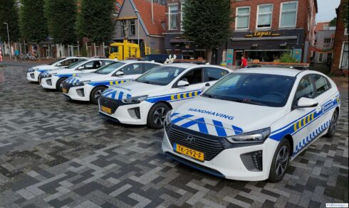 Vijf hybride auto’s voor Handhaving Groningen | OOG Groningen