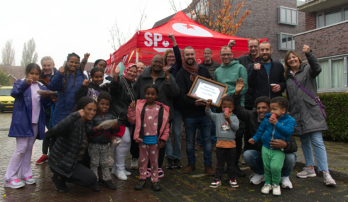 Schimmelwoningen Palembangstraat worden na jarenlange strijd aangepakt ...