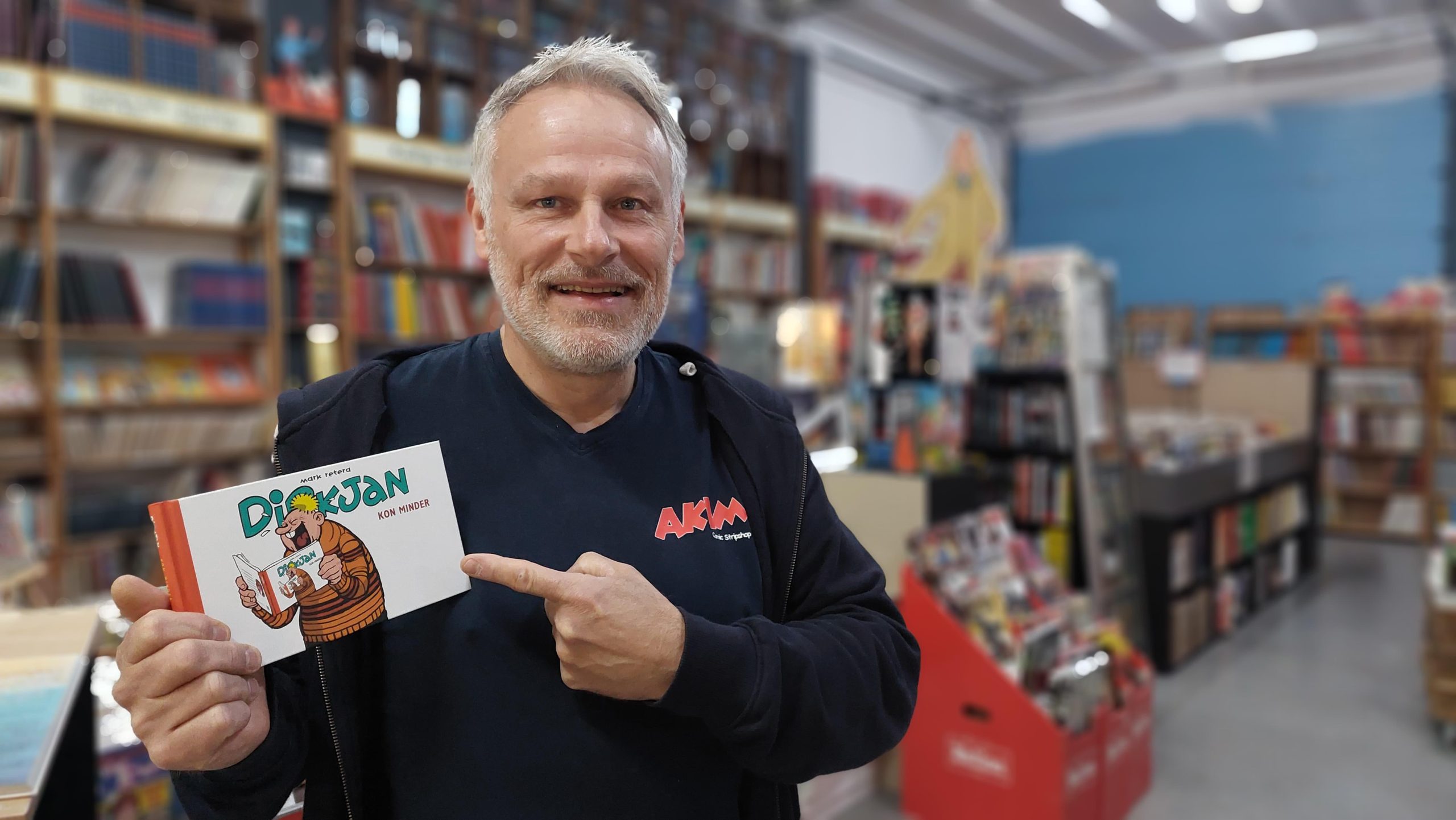 Stripwinkel Akim viert 25 jaar met Groningse Dirkjan-uitgave | OOG Groningen