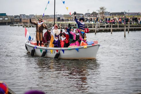 Meerstad loopt uit voor intocht Sinterklaas: “Boot bleek weg te zijn ...
