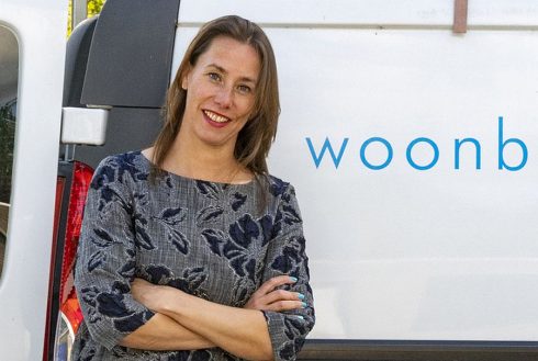 Esther Borstlap vertrekt na negen jaar als directeur bij Woonborg | OOG ...