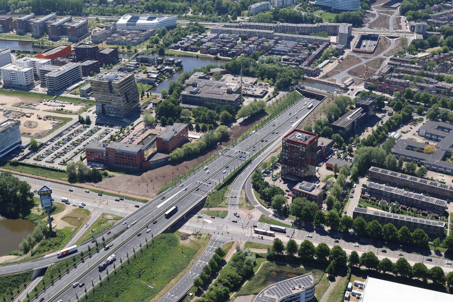 Foto’s – In vogelvlucht over de (bijna) voltooide zuidelijke ringweg ...